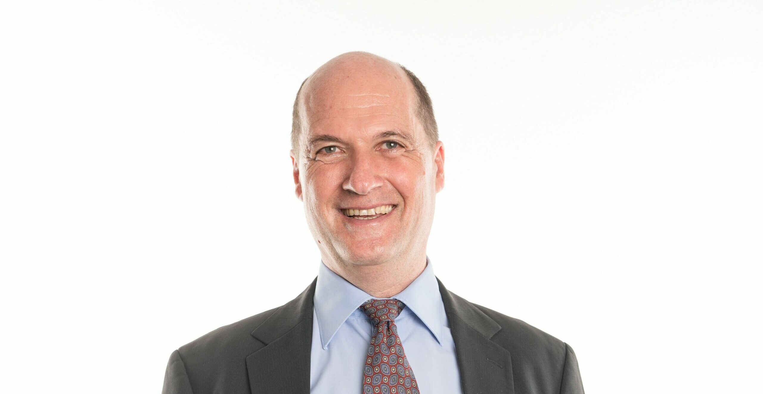 Alexander Zinser new Partner at Roy C. Hitchman